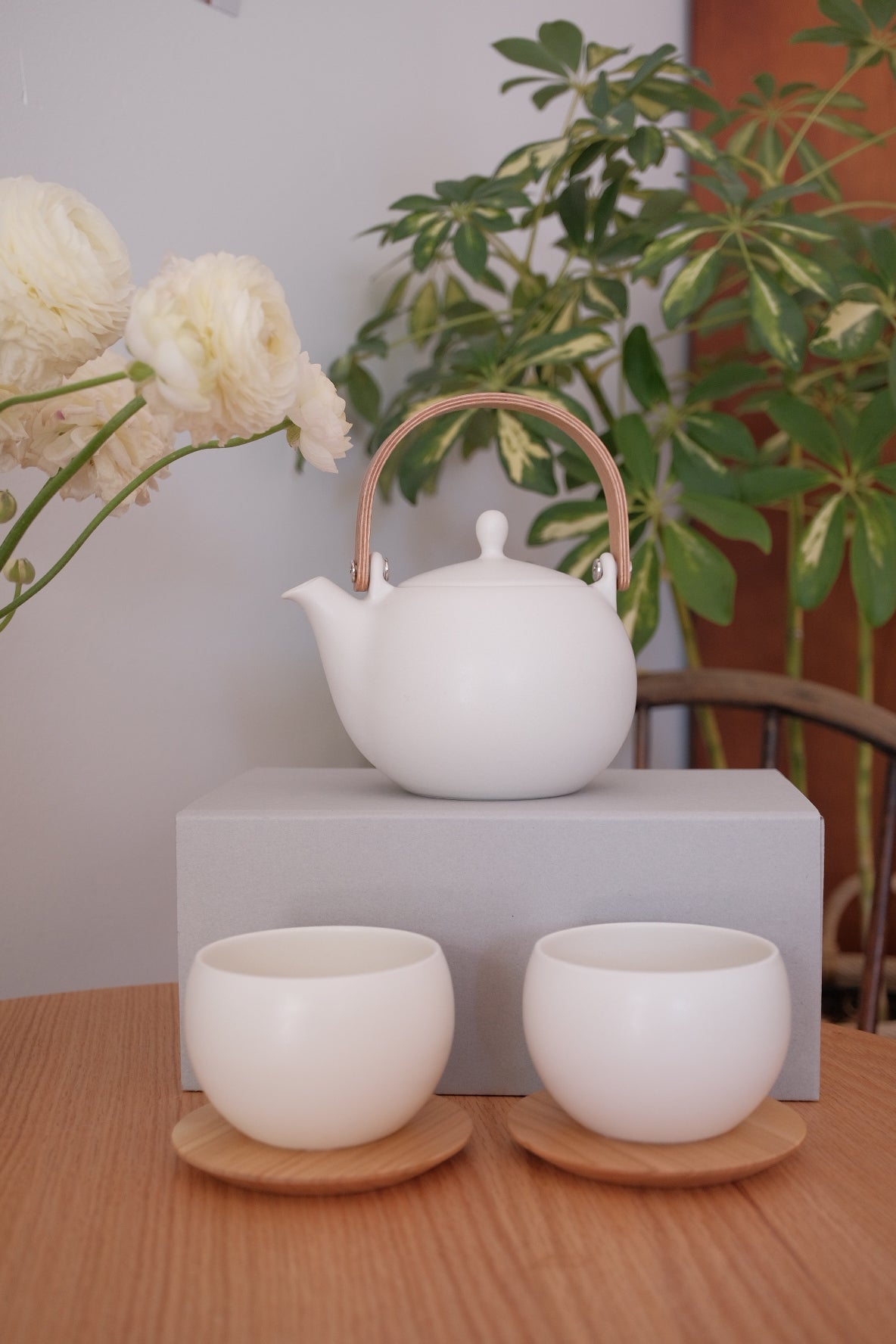 SALIU YUI Teapot Set 600ml - 5 Piece Gift Set (Teapot, Large Cup, Tea – Yochi Cups