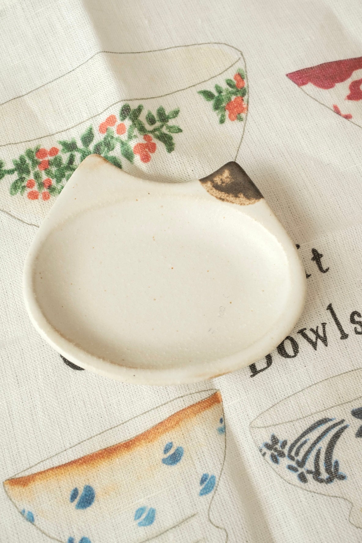 Mashiko Pottery Yoshizawa Neko Mini Dish – Yochi Cups