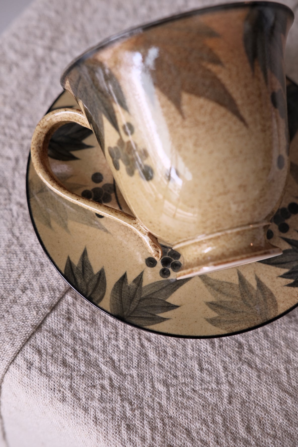 Retro Grape Coffee Cup w Saucer Set – Yochi Cups
