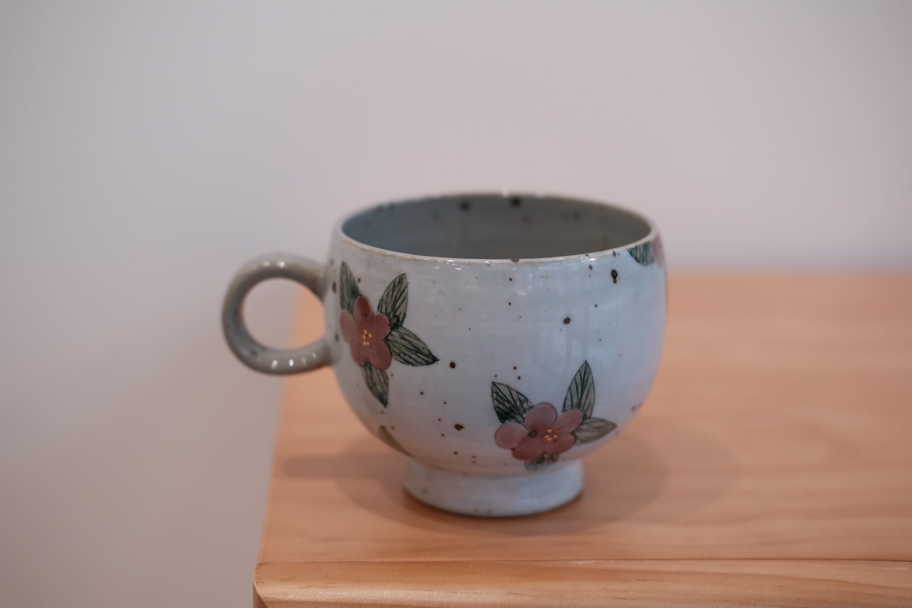 Cool Banana Round Coffee Mug - Camellia – Yochi Cups